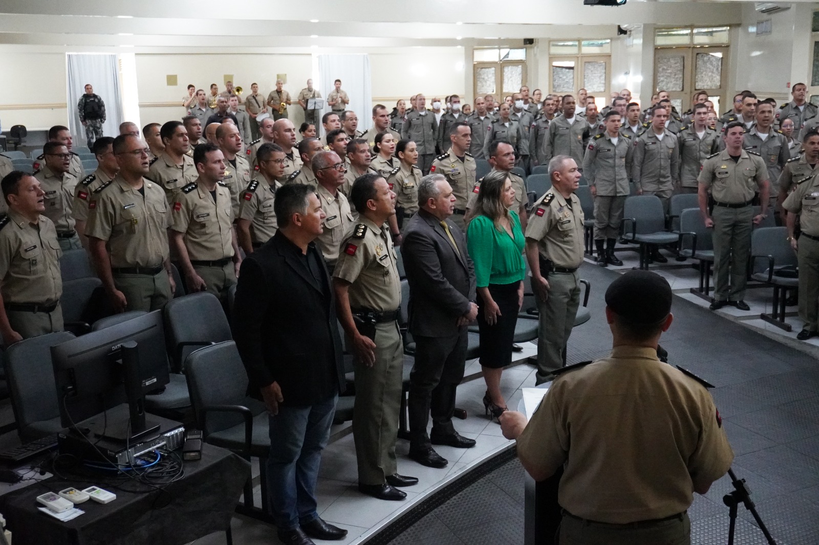 NO CENTRO DE EDUCAÇÃO: PMPB inicia nova turma do Cesp - Polícia Militar ...