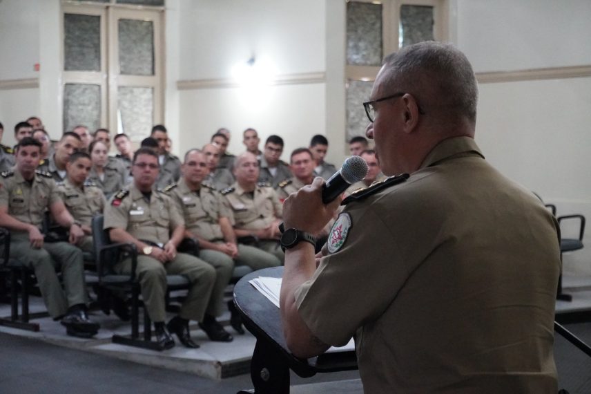 NO CENTRO DE EDUCAÇÃO: PMPB inicia nova turma do Cesp - Polícia Militar ...